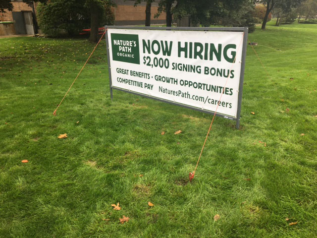 Milwaukee Outdoor Signs | Custom Exterior Signs & Graphics