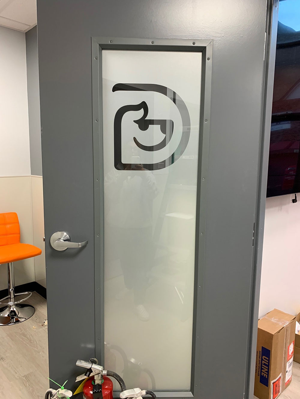 Milwaukee Vinyl Signs | Durable & Custom Commercial Graphics