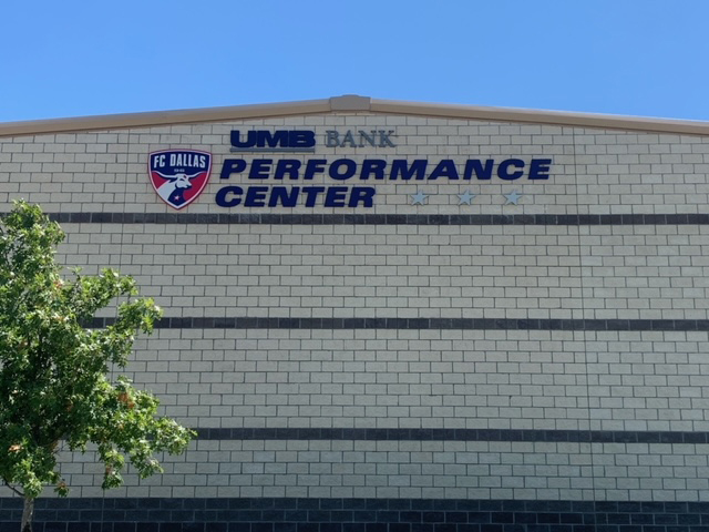 Best Sign Company Dallas TX | Custom Signs & Vehicle Wraps Near Me